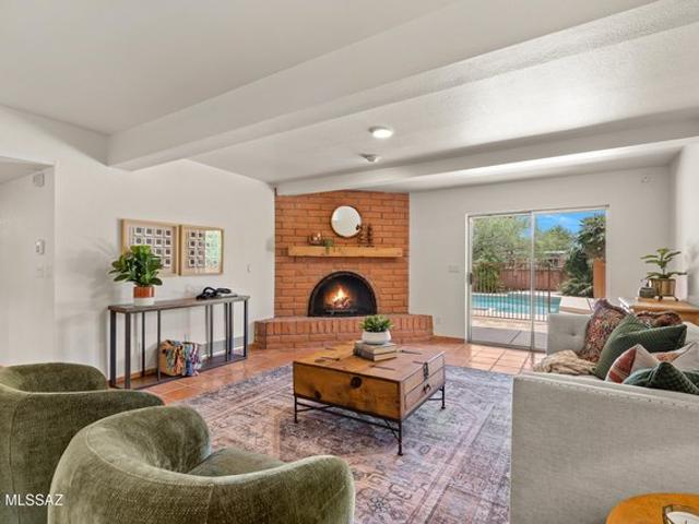 7940 E Birwood Rd, Tucson, AZ 85750