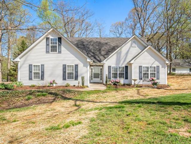 7940 Sundown Ct, Gainesville, GA 30506