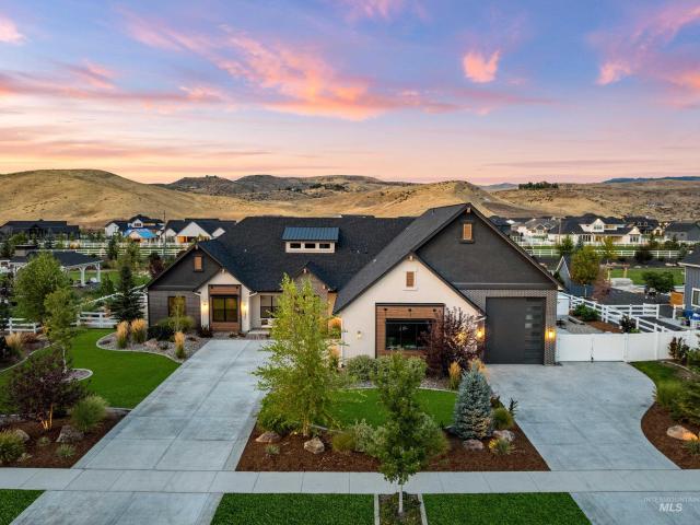 7940 W Mirror Pond Drive