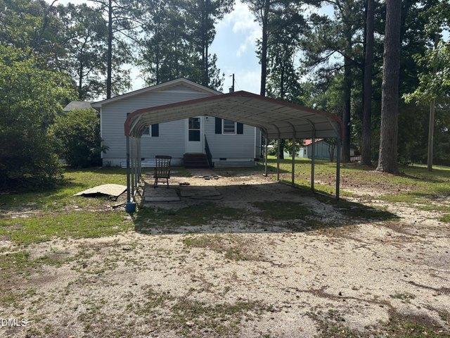 7941 Overhills Rd, Spring Lake, NC 28390