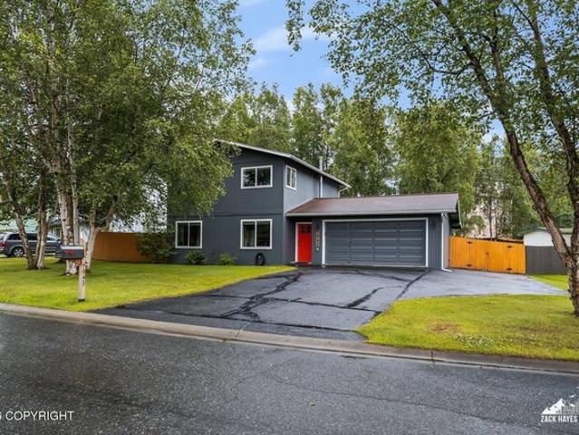 7941 Resurrection Dr, Anchorage, AK 99504