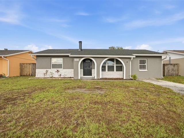 7941 Smoketree Ct, Largo, FL 33773