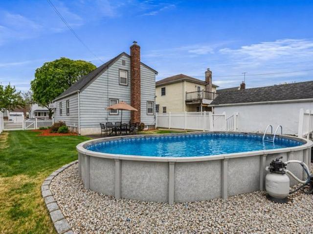 7942 th St, Glen Oaks, NY 11004