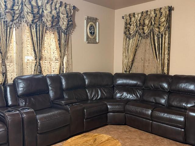 7943 Montague Manor Lane
