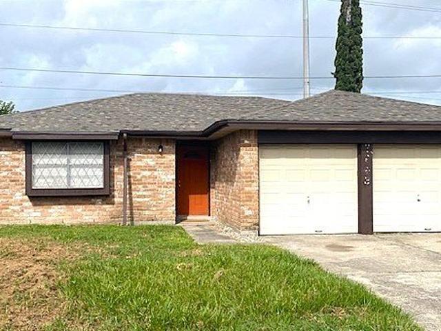 7943 Bunker Wood Ln, Houston, TX 77086