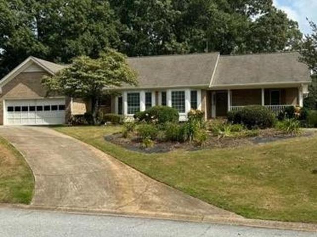 794 Austin Ct, Lawrenceville, GA 30046