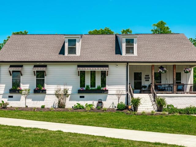 794 Brights Ln