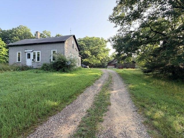 794 E Fox Farm Rd, Manistee, MI 49660