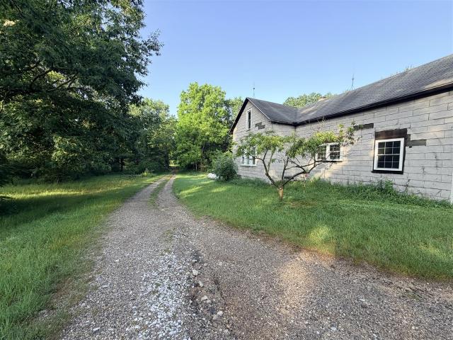 794 E Fox Farm Road
