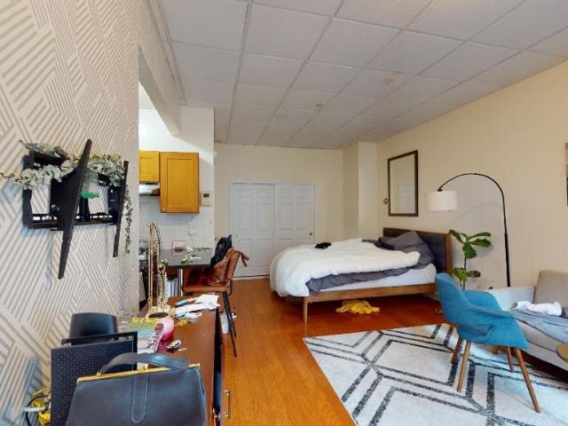 794 Lexington Avenue 3R