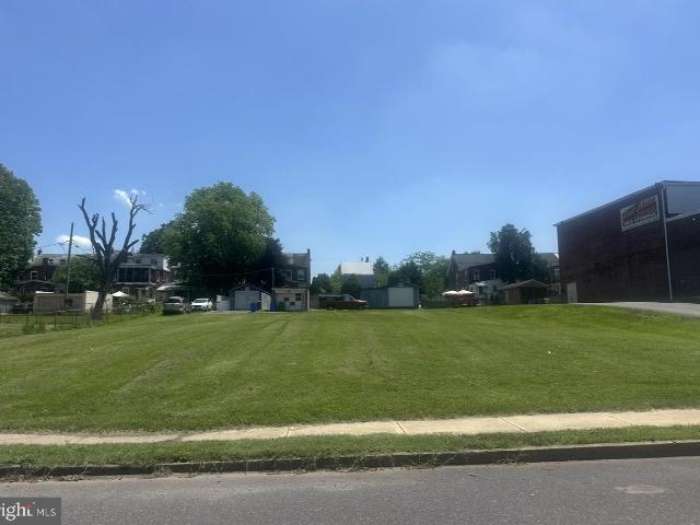 794 Spruce St, Pottstown, PA 19464 | MLS #PAMC2145 | Compass
