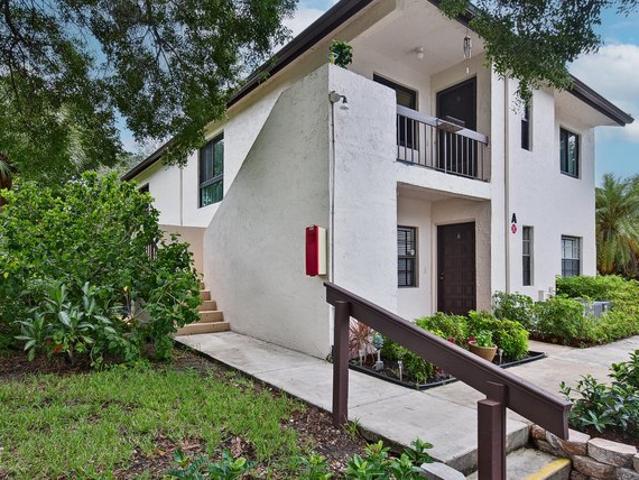 7956 Eastlake Dr Apt 16B, Boca Raton, FL 33433
