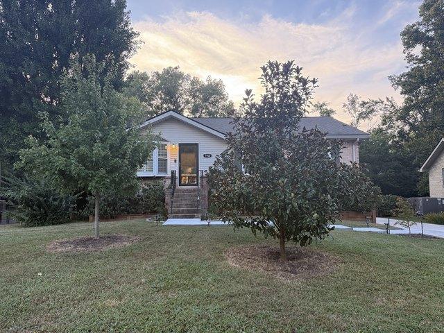 7956 Stallion Dr, Nashville, TN 37221