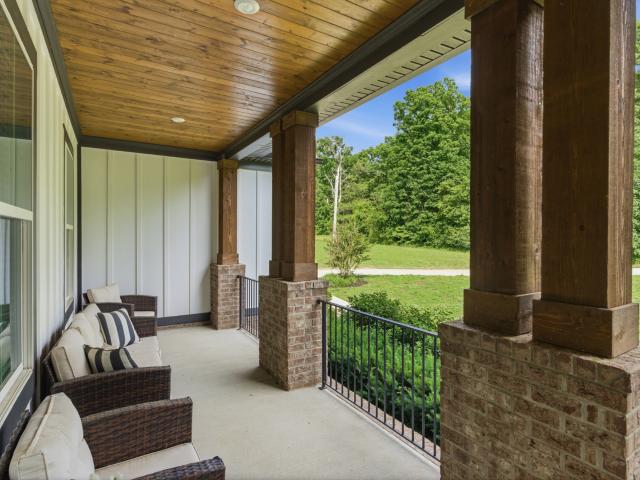 7958 Daugherty Capley Rd