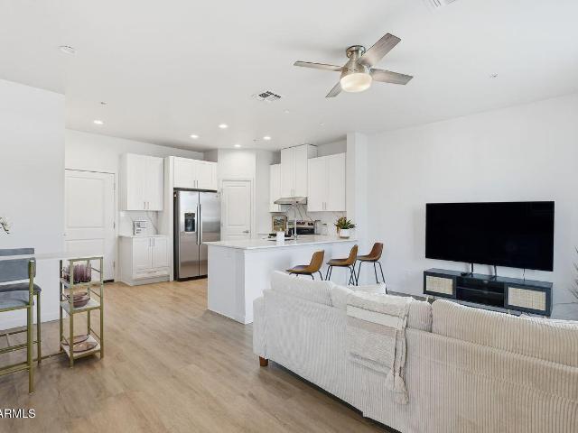 7959 N 53rd Ave, Unit OFC, Glendale, AZ 85301 | MLS #6947 | Compass