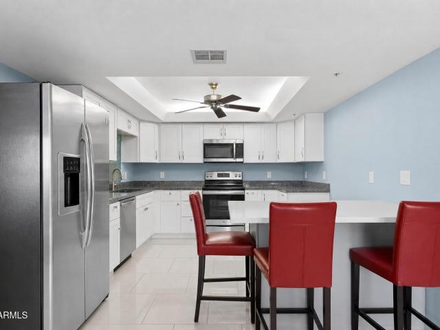 7950 e camelback road # 402