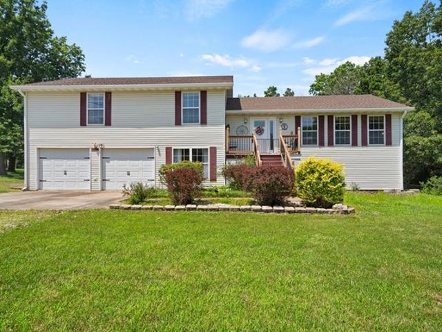 7951 N Marigold Ct, Columbia, MO 65202