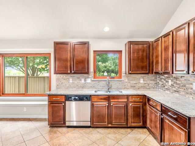 7951 Brinson