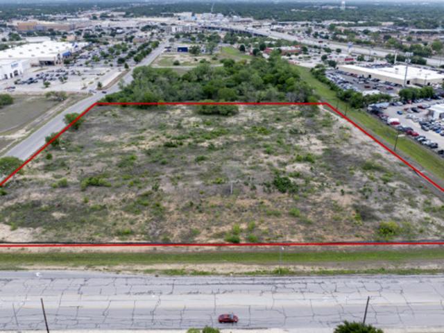 7951 Interstate 35 S