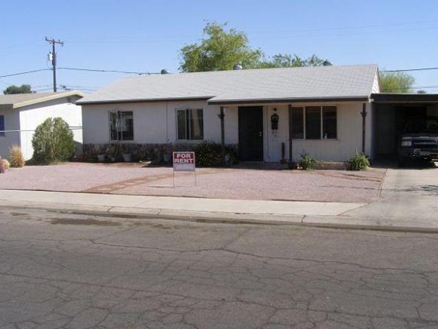 $795 / 3br house,yard,appliances 913 E25th st,yuma