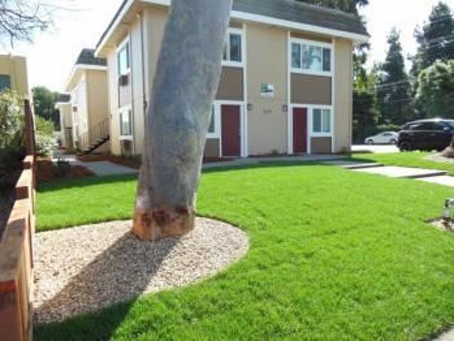 $795 / 1br Office Space Available NOW! GREAT location: 0.9 miles to Castro St