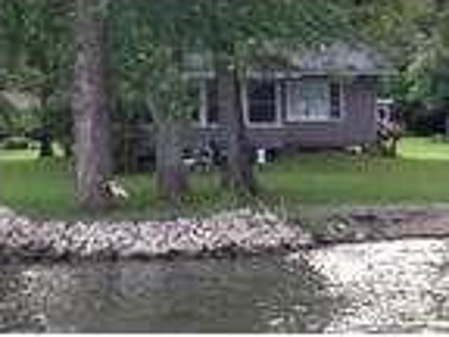 $795 / 2br Cross Lake Cottage