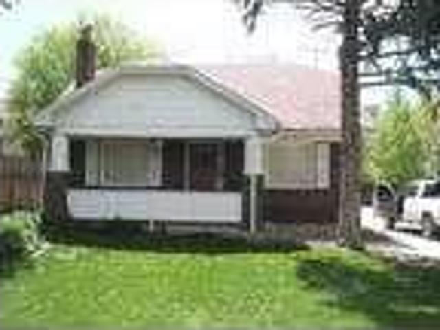 $795 / 2br 900ftÂ² *FREE UTILITIES* Newly Remodeled 2 bedroom/1 bath