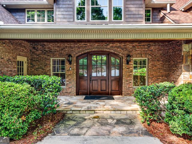 795 Chenocetah Drive