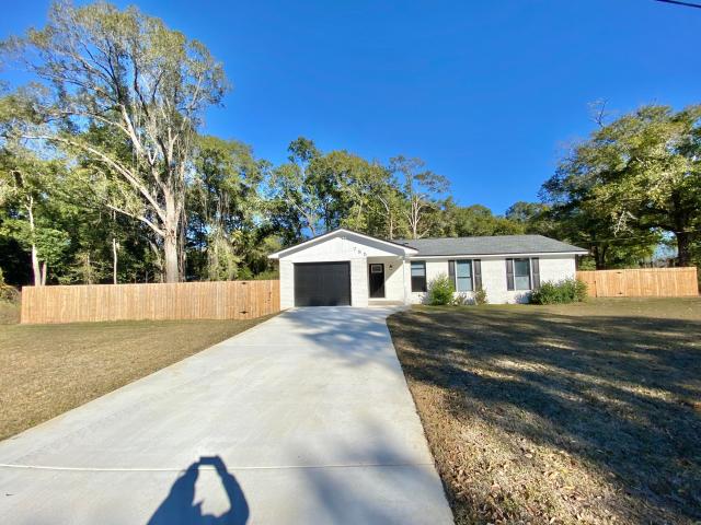 795 Bay St, Crestview, FL 32536 | MLS #993401 | Compass
