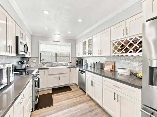 795 Golden Creek Terrace