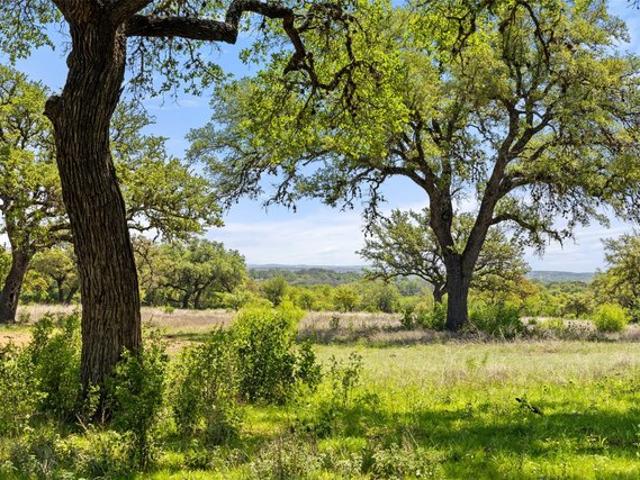 795 Gibson Rd, Johnson City, TX 78636