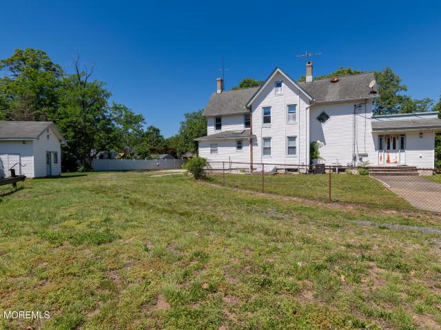795 Harmony Road