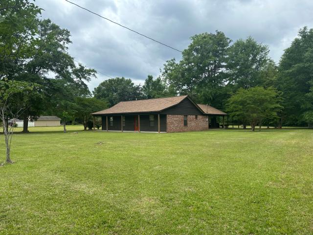795 Lone Oak