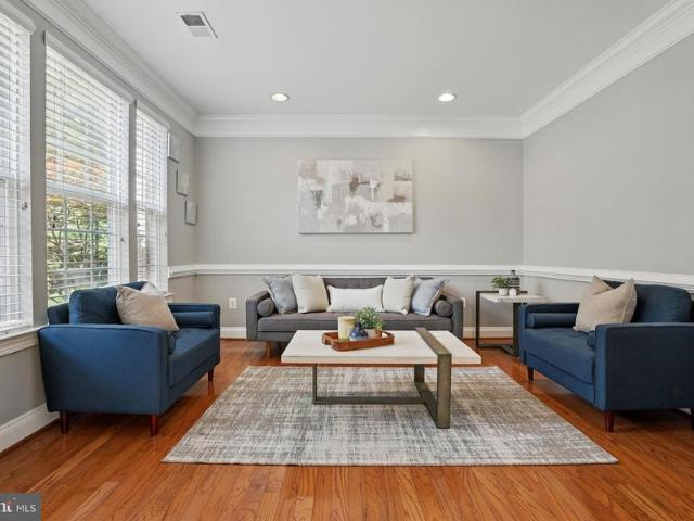 795 monument sq, woodbridge, us, va