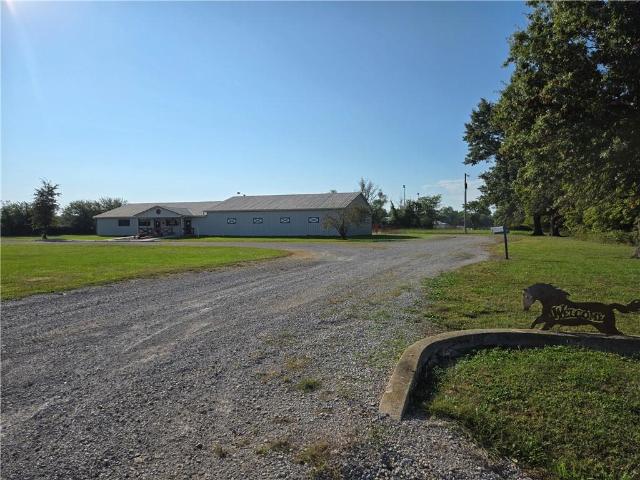 795 NE St. Rt. 18 Highway