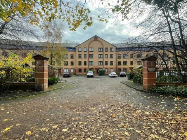 £795 PM·Plantation Park Gardens, Kinining Park, Glasgow