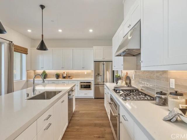 795 Walnut Terrace