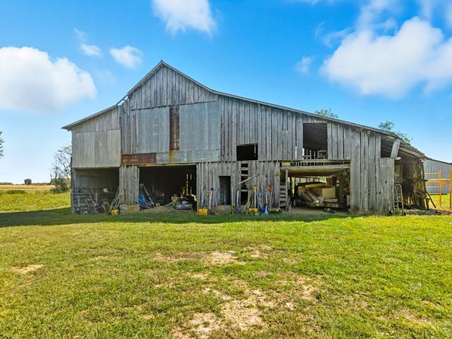 795 White Rd
