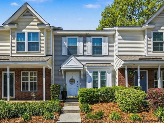 7965 Shadow Oak Dr, North Charleston, SC 29406