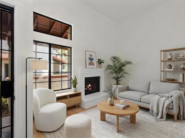 7966 Mission Vista