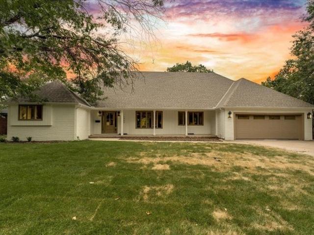 7966 E Dublin Ct, Wichita, KS 67206