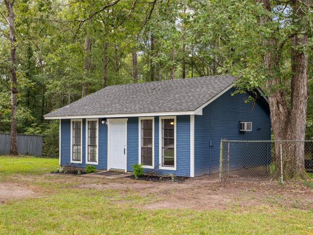 7966 E State Highway 103