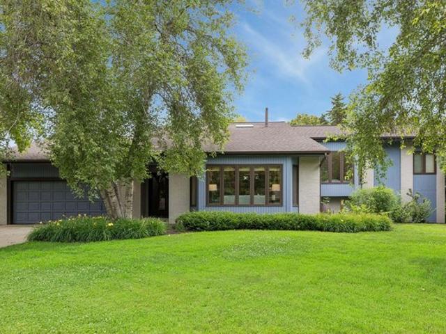 7966 Island Rd, Eden Prairie, MN 55347