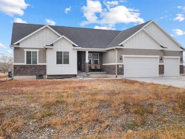 7967 N Spring Valley Ln Unit 321, Lake Point, UT 84074