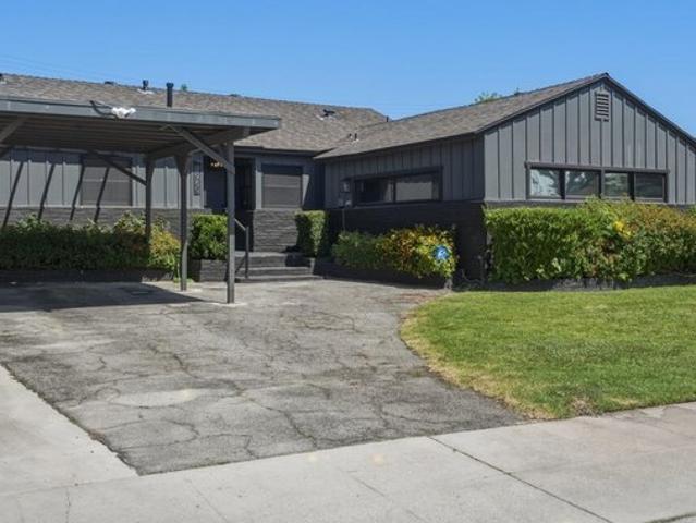 7960 Aldea Ave, Van Nuys, CA 91406