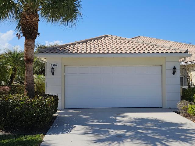 7960 SE Peppercorn Ct, Hobe Sound, FL 33455 | MLS #B26002