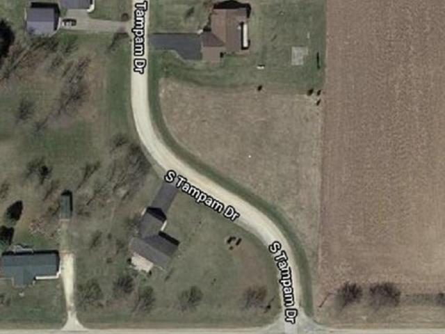 7961 S Tampam Dr, Dixon, IL 61021
