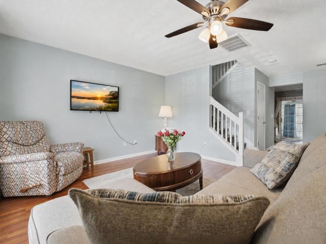 7961 Shadow Oak Drive
