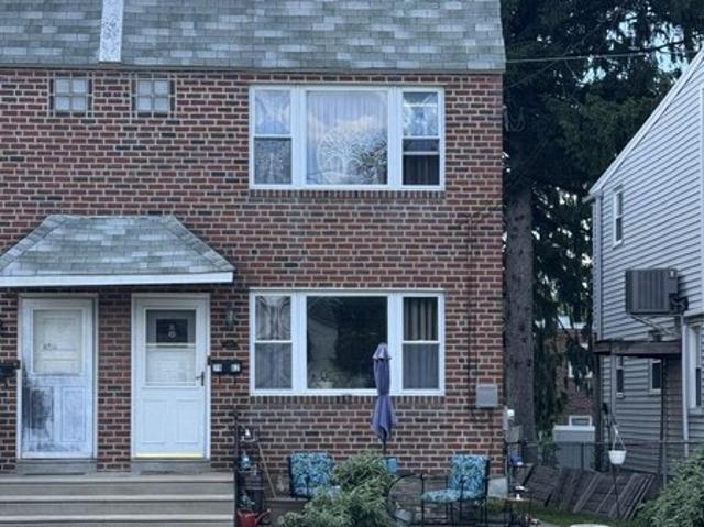 7962 Summerdale Ave, Philadelphia, PA 19111