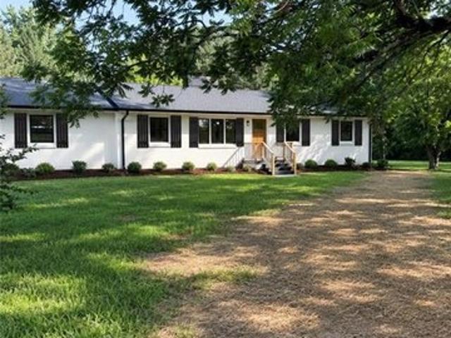7962 Sylvan Rd, Liberty, NC 27298